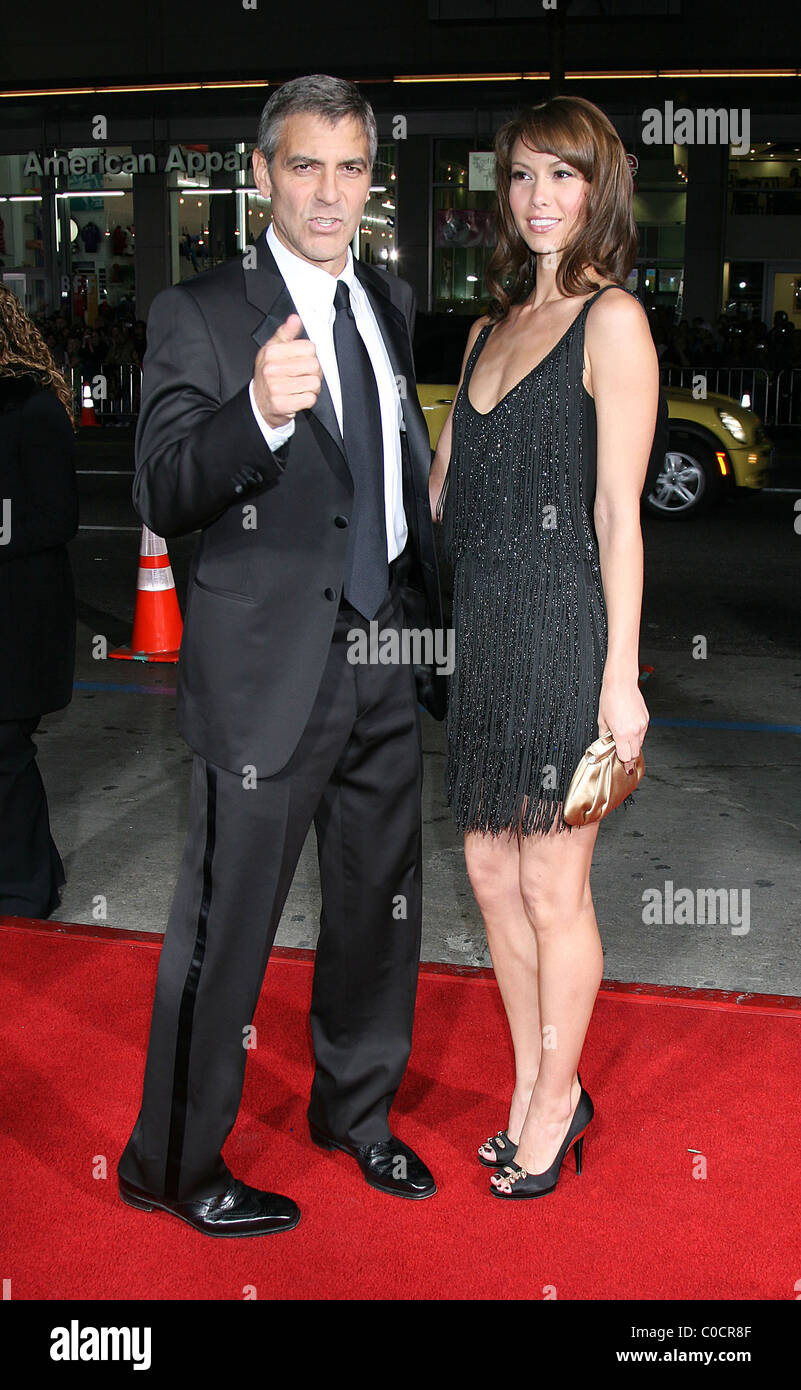 George Clooney and Sarah Larson Attending the 'Leatherheads' Premiere ...