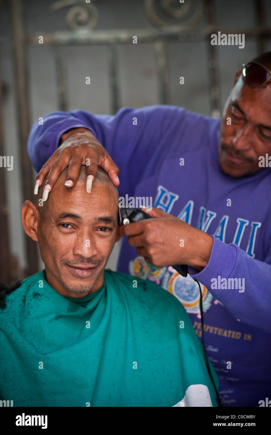 Back street barber Old Havana Cuba Stock Photo - Alamy
