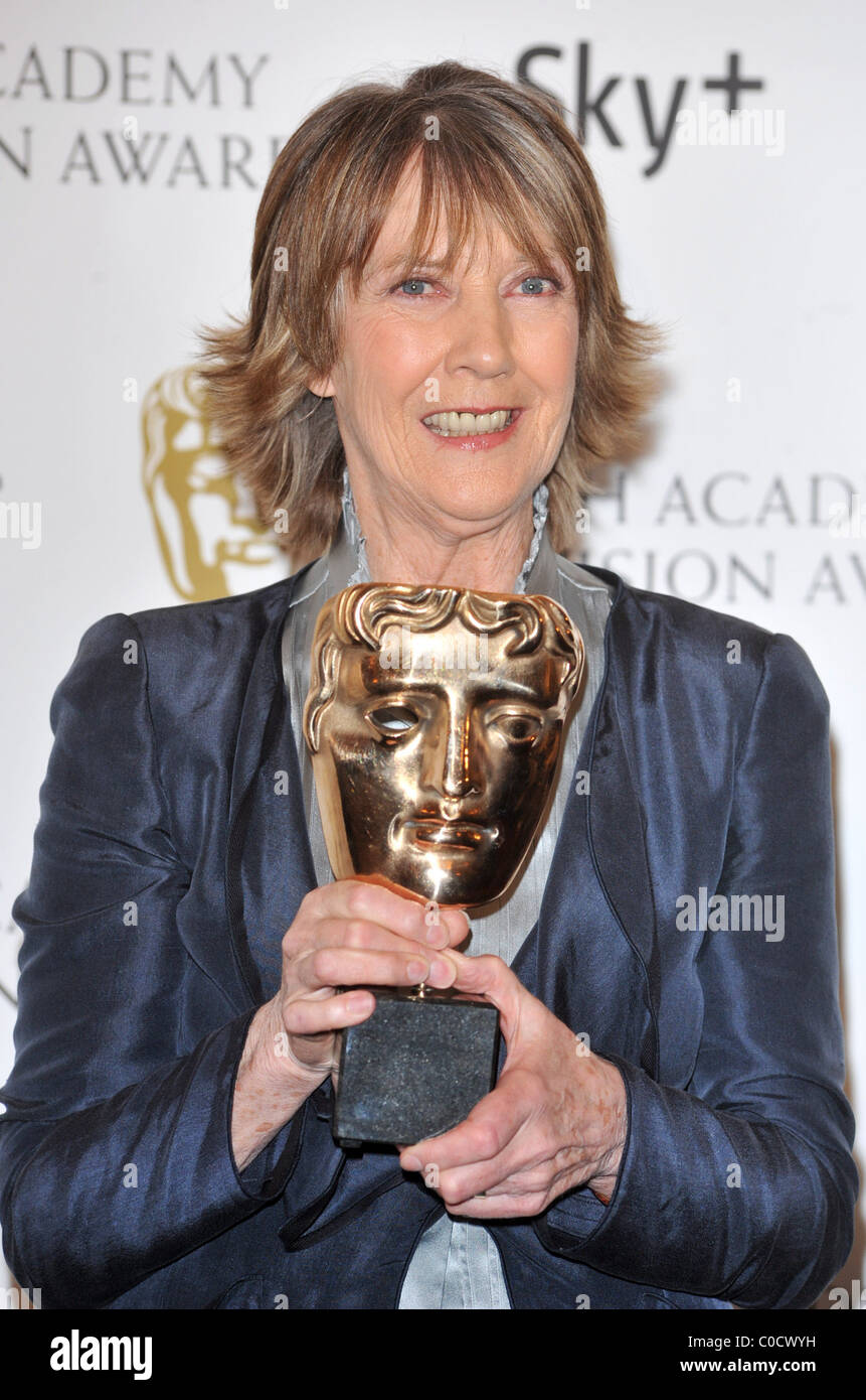Dame Eileen Atkins with the Best Actress Award British Academy ...