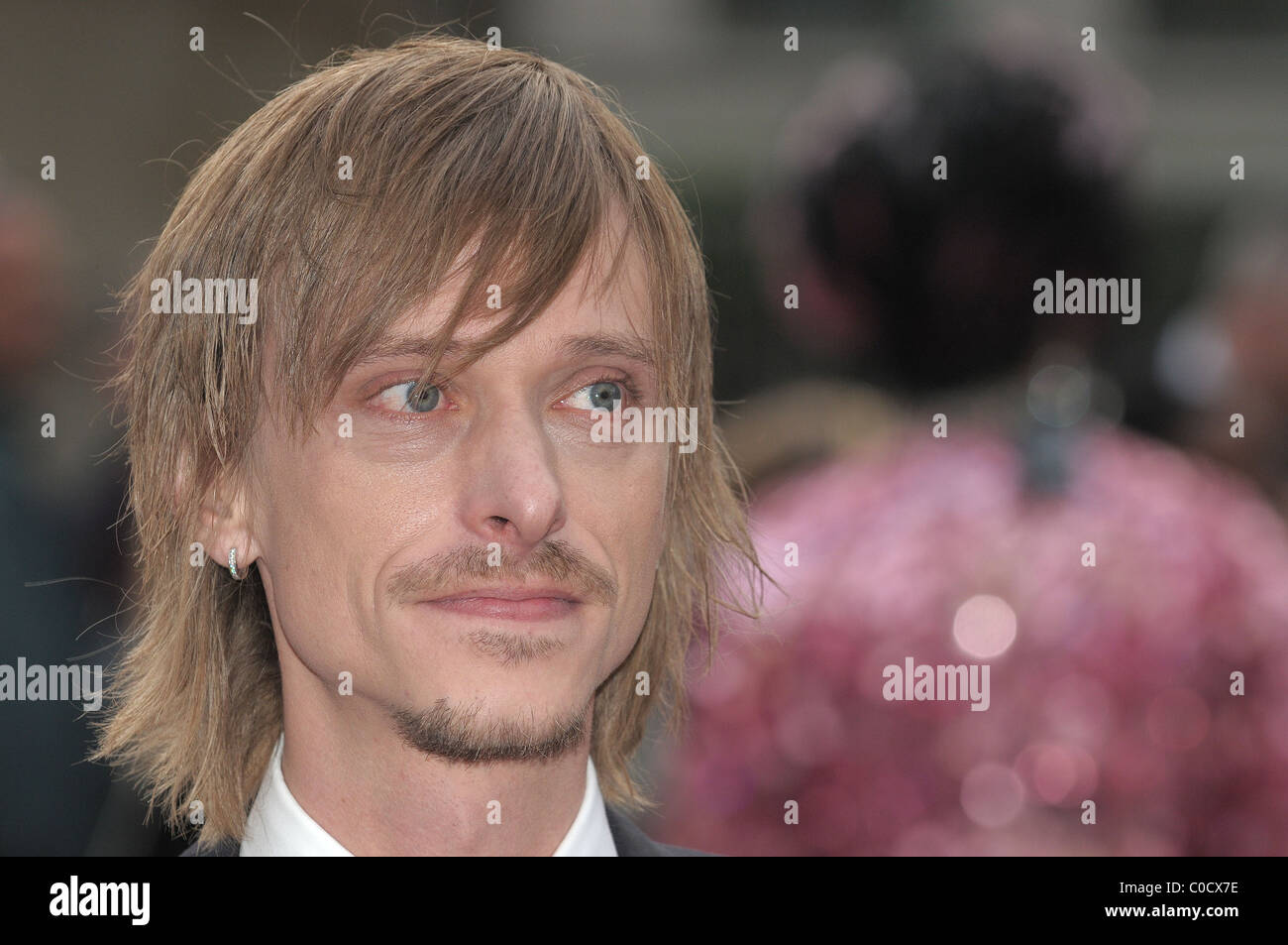 Mackenzie crook three out film hi-res stock photography and images - Alamy