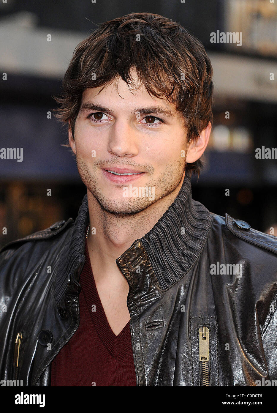 Ashton Kutcher UK film premiere of 'What Happens in Vegas...' held at ...