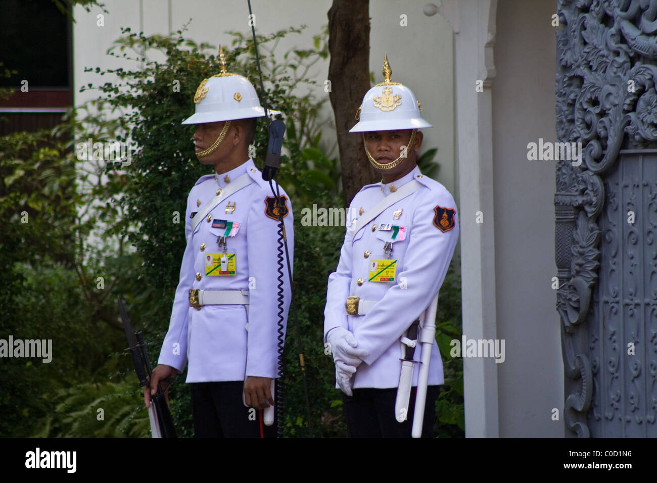 Thailand royal family hi-res stock photography and images - Alamy