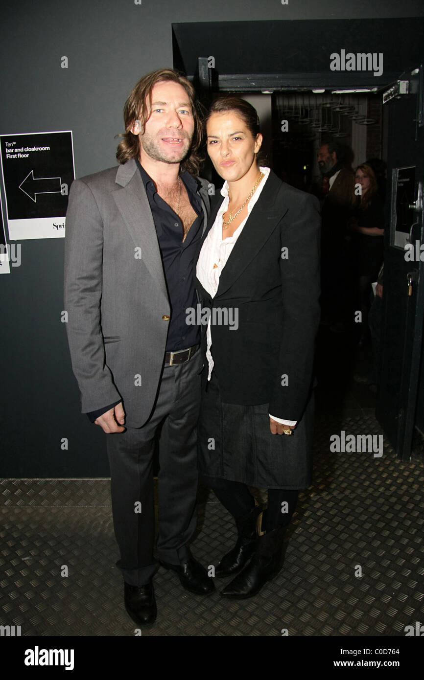 Mat collishaw hi-res stock photography and images - Alamy