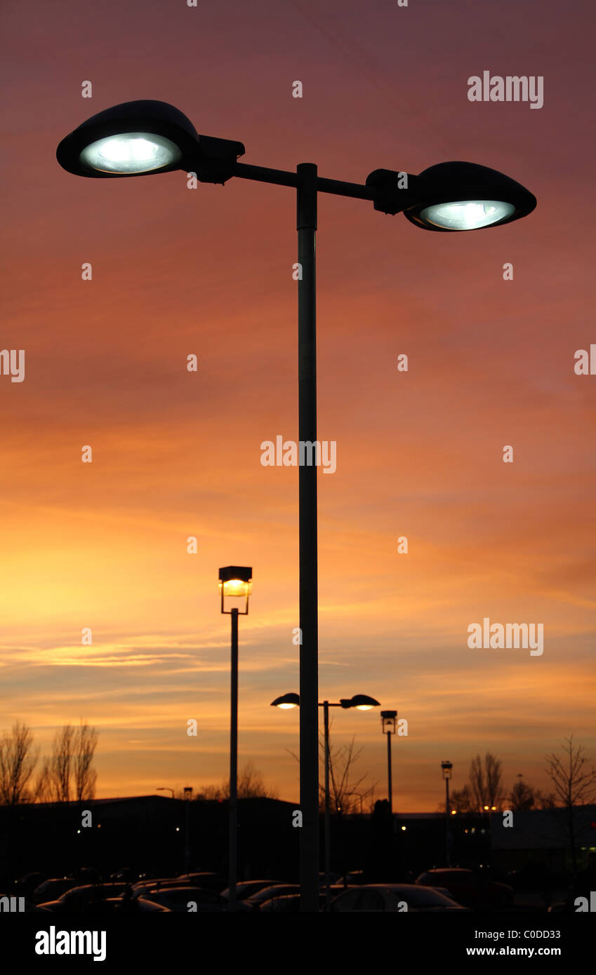 Dusk lighting hi-res stock photography and images - Alamy