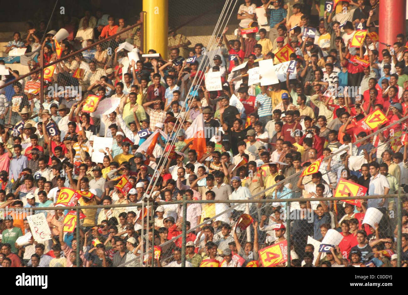DLF IPL cricket match at Chinnaswamy stadium Bangalore, India - 18.04. ...