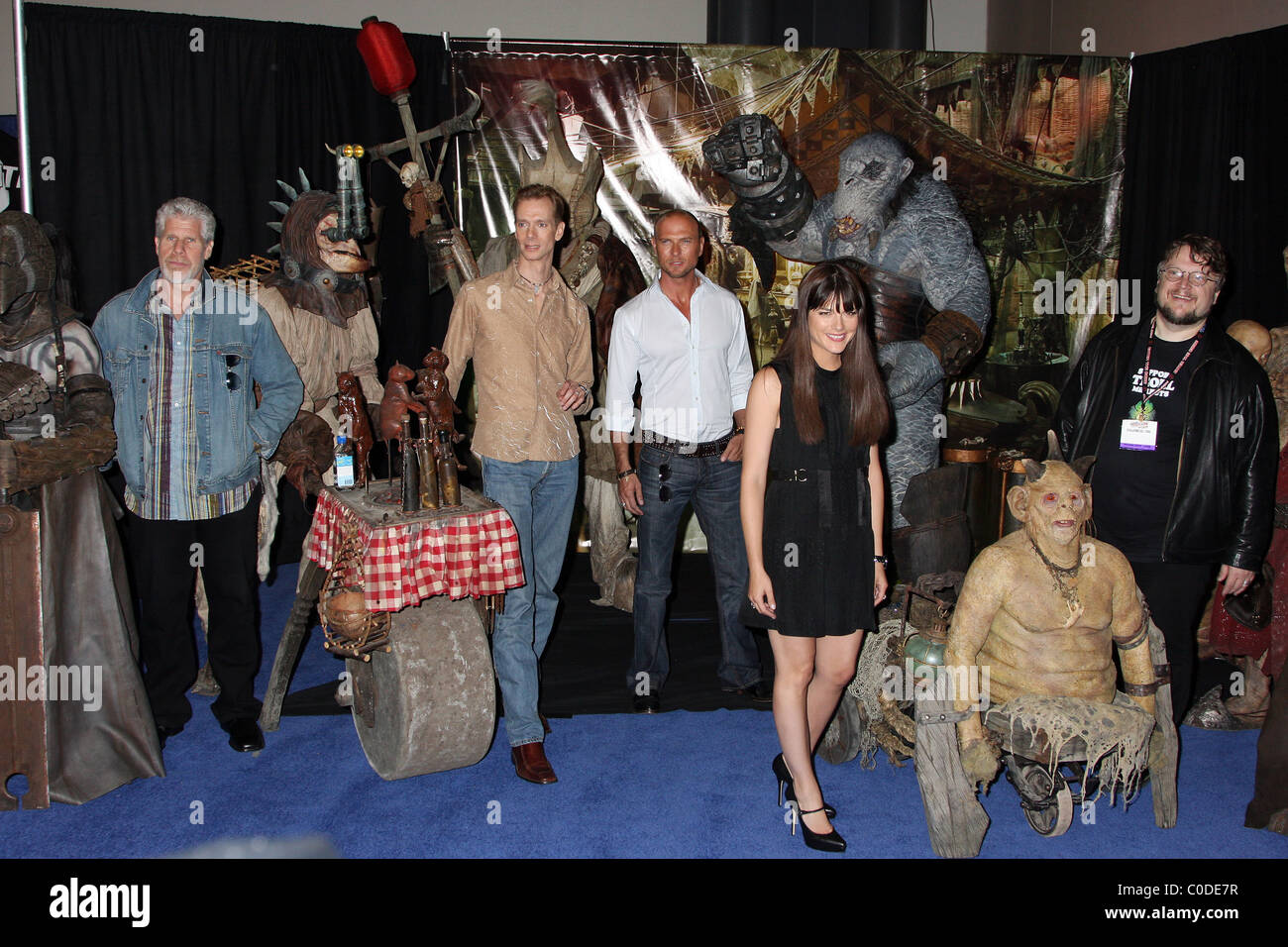 Ron Perlman, Doub Jones, Luke Goss, Guillermo Del Toro, Selma Blair ...
