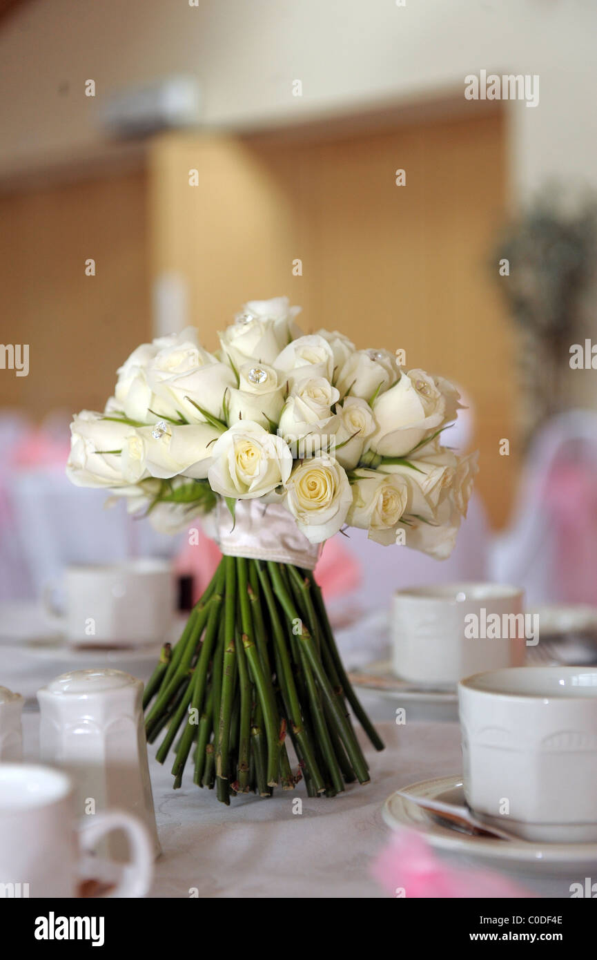 Wedding celebrations. Photos by Alan Edwards Stock Photo - Alamy
