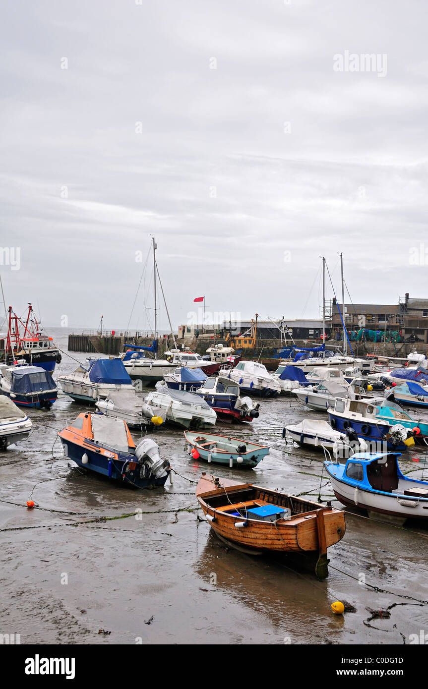 boats at low time Stock Photo - Alamy