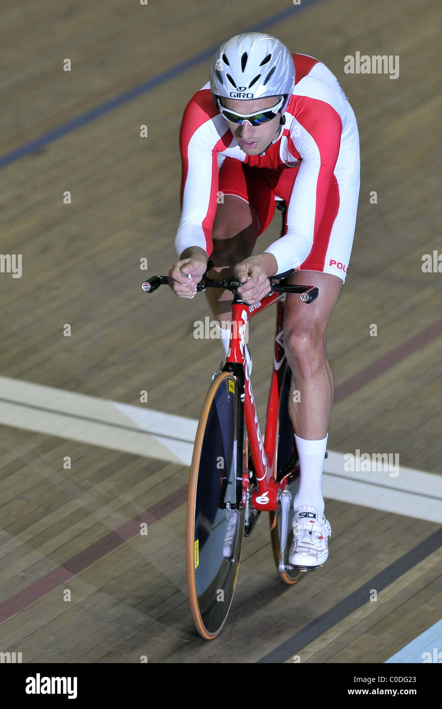 Mens Omnium Individual Pursuit. UCI Manchester Velodrome Stock Photo ...