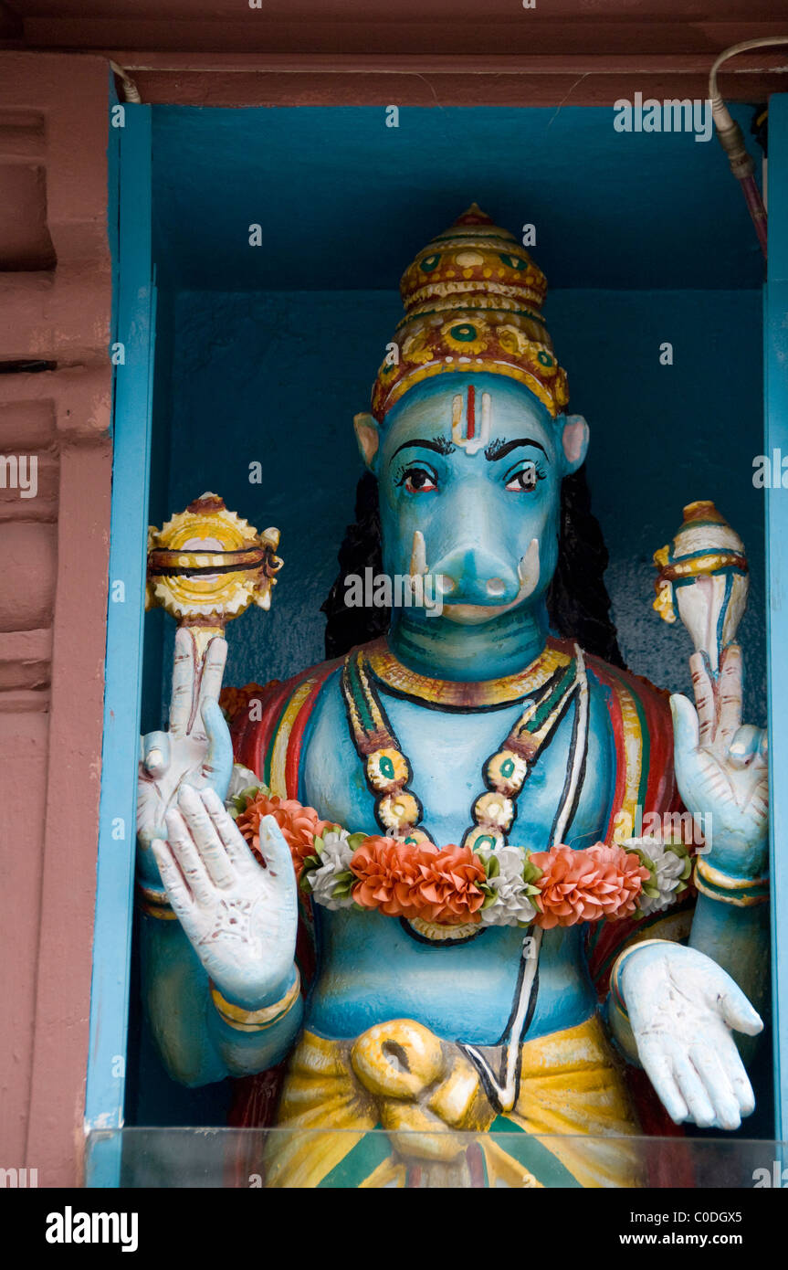 Asia, Singapore (Sanskrit for Lion City). Chinatown area. Oldest Hindu ...