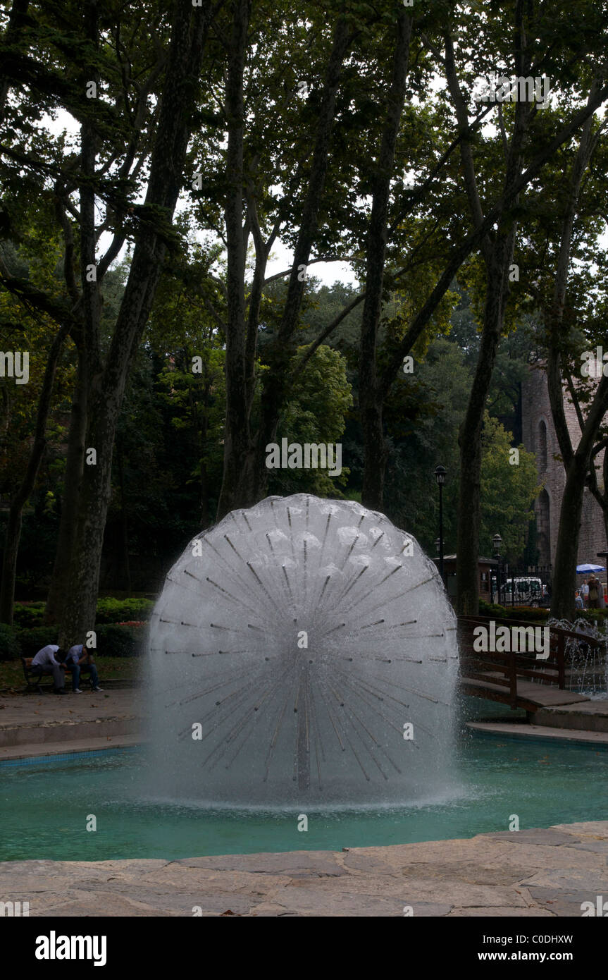 Fountain water feature Istanbul turkey Stock Photo - Alamy