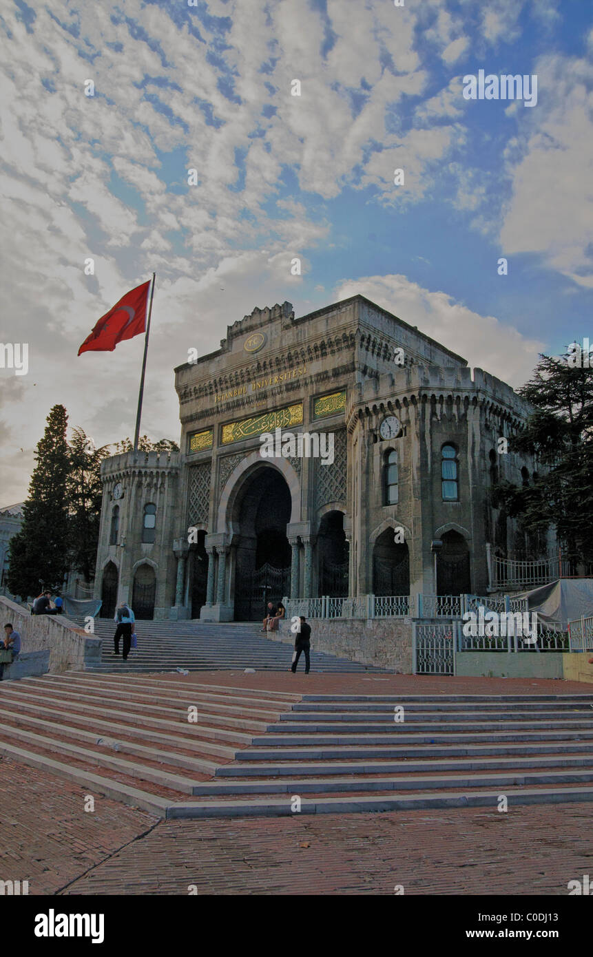 Istanbul university Turkey Stock Photo - Alamy