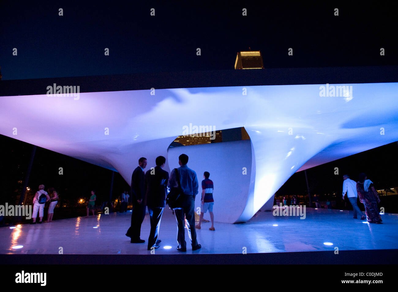 UNStudio Burnham Pavilion at night, Chicago, Illinois. Designed by ...
