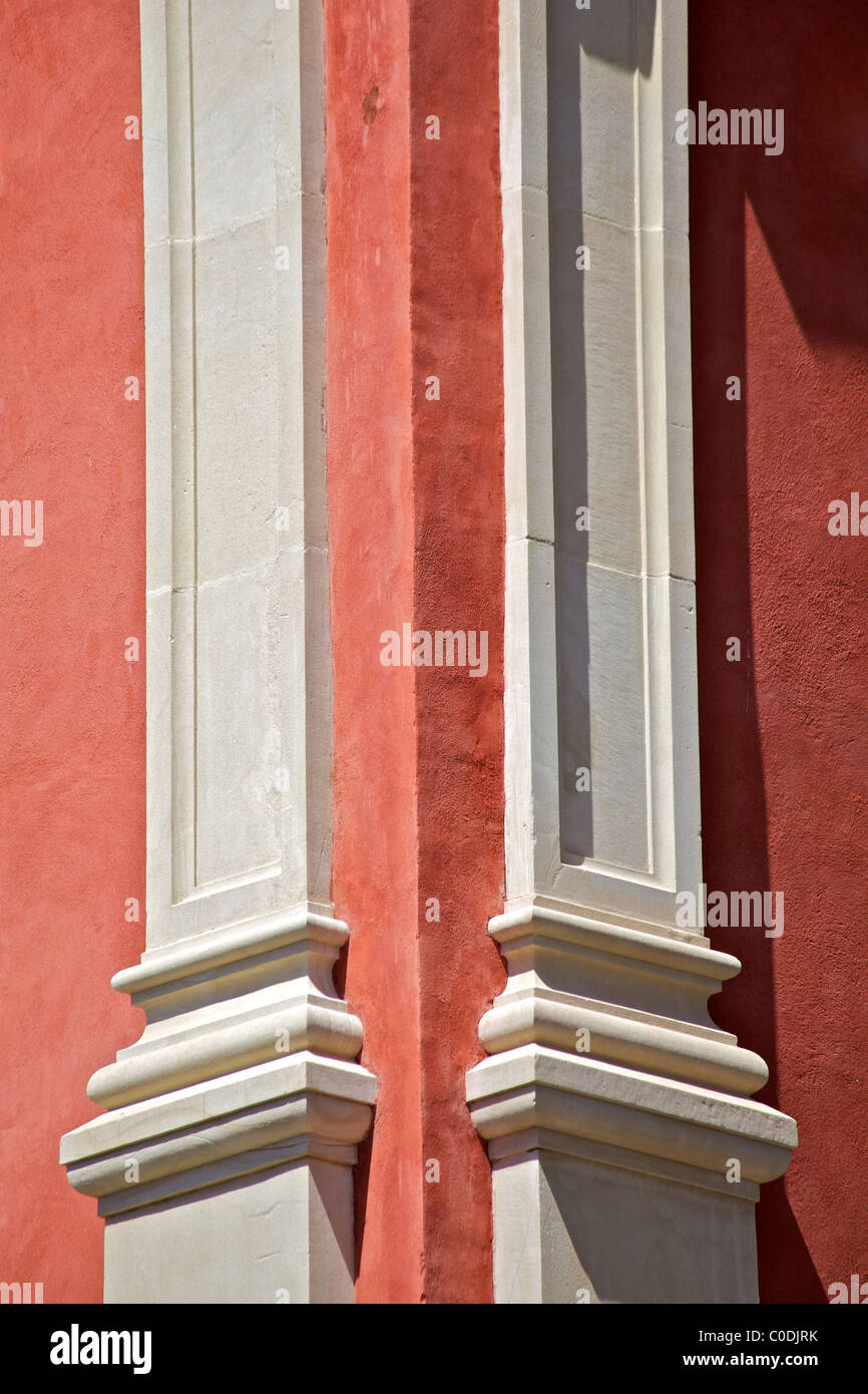 Plaster wall corner hi-res stock photography and images - Alamy