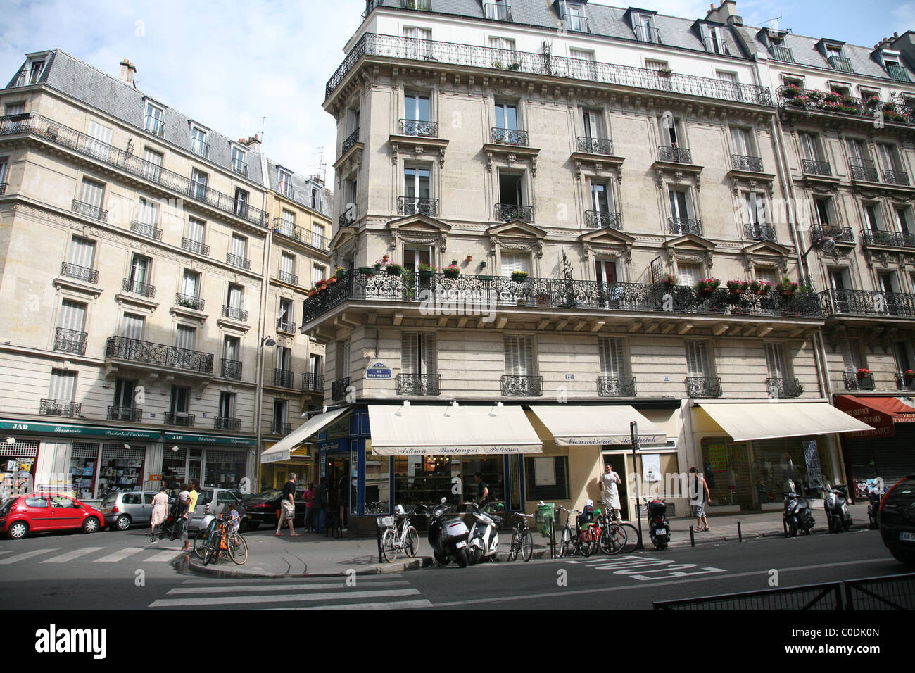 Parisian apartment buildings near Bastille Stock Photo - Alamy