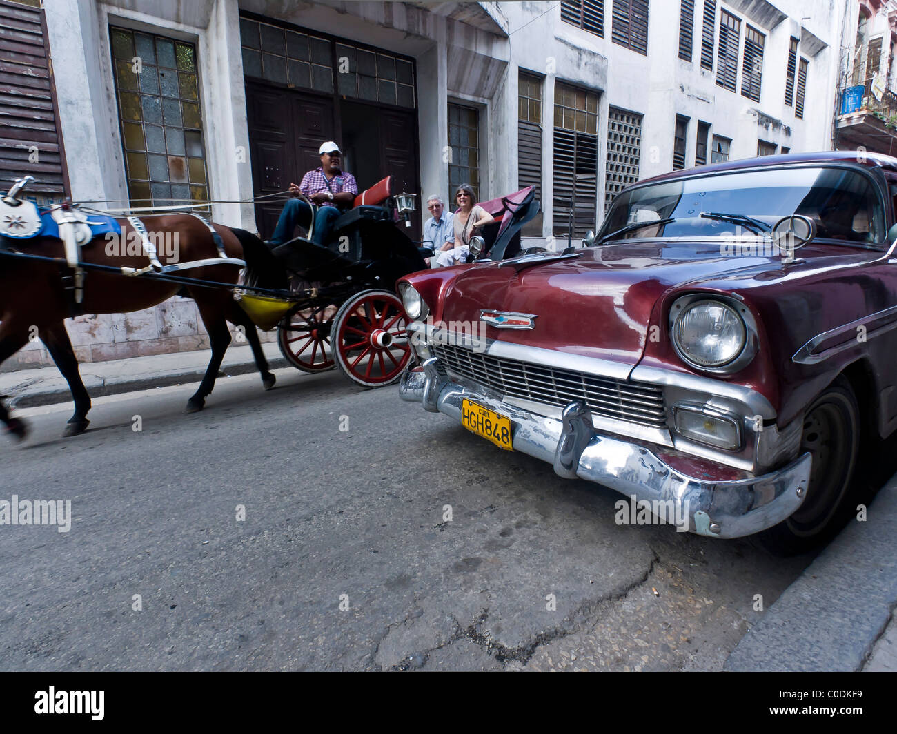 1950s family car driving hi-res stock photography and images - Alamy