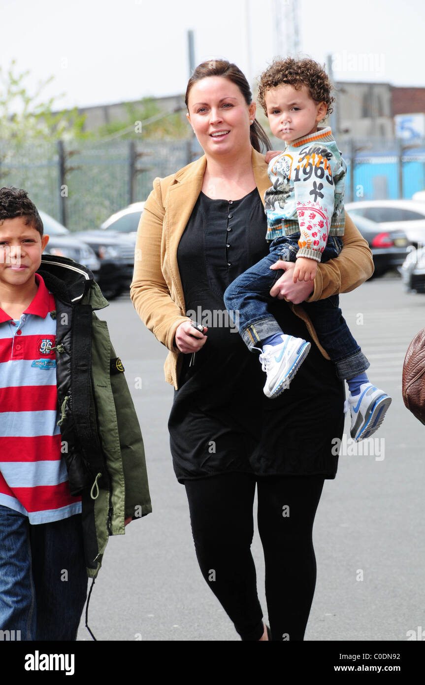 Rebecca ellison partner rio ferdinand hi-res stock photography and ...