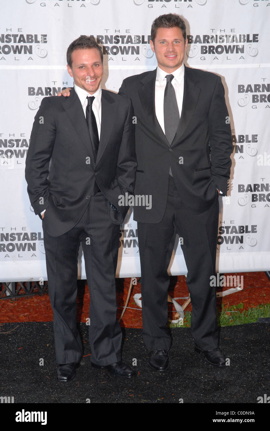 Drew Lachey and Nick Lachey The Barnstable Brown Garla New York City ...