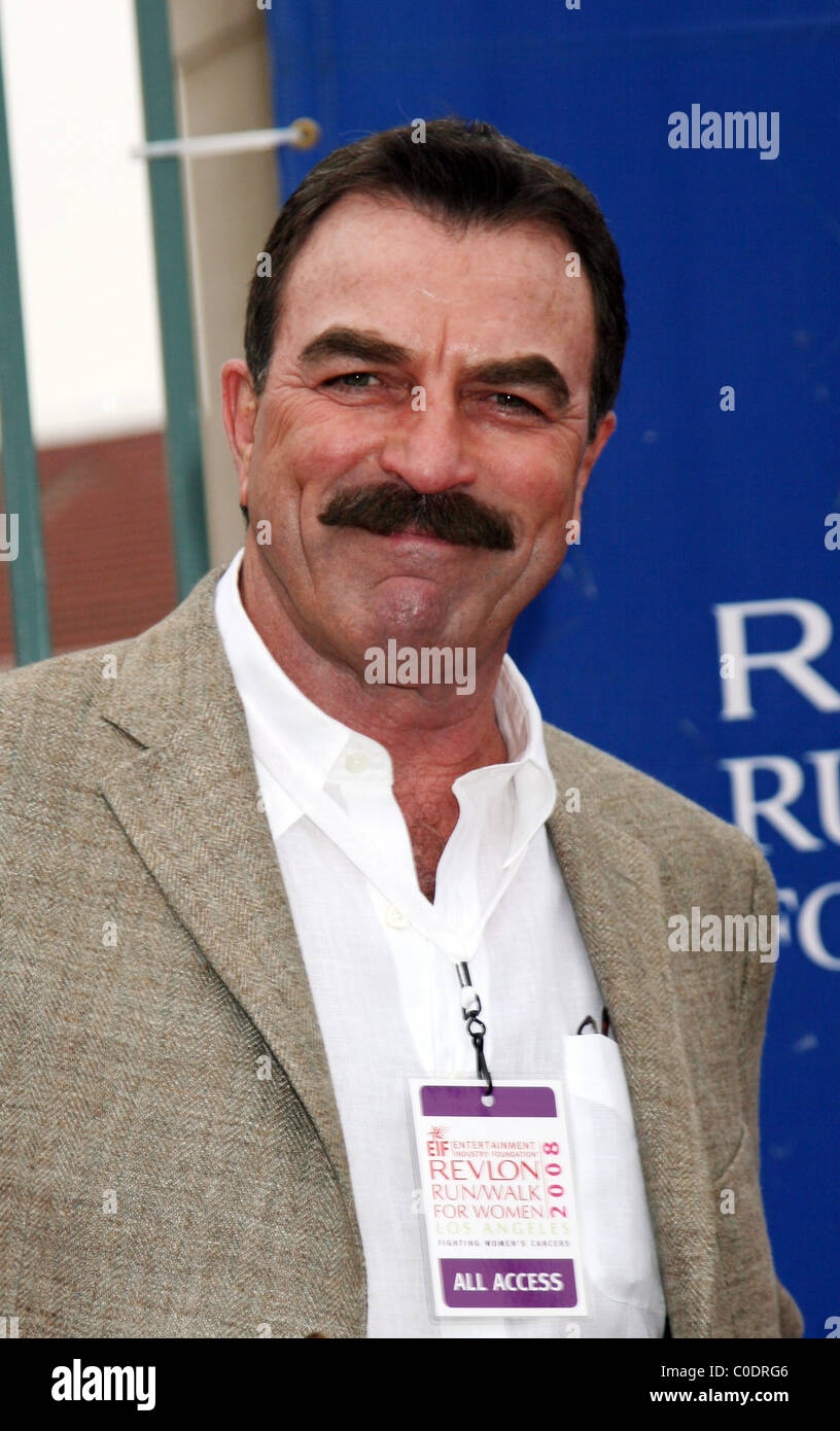 Tom Selleck 15th Annual EIF Revlon Run/Walk for Women at Los Angeles ...