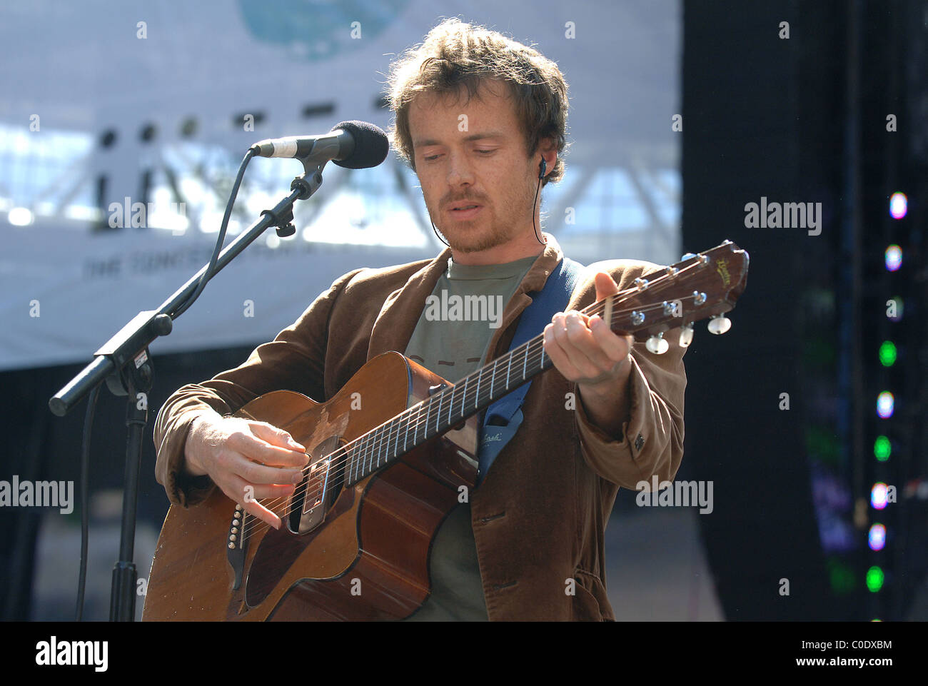 Damien rice concert hi-res stock photography and images - Alamy