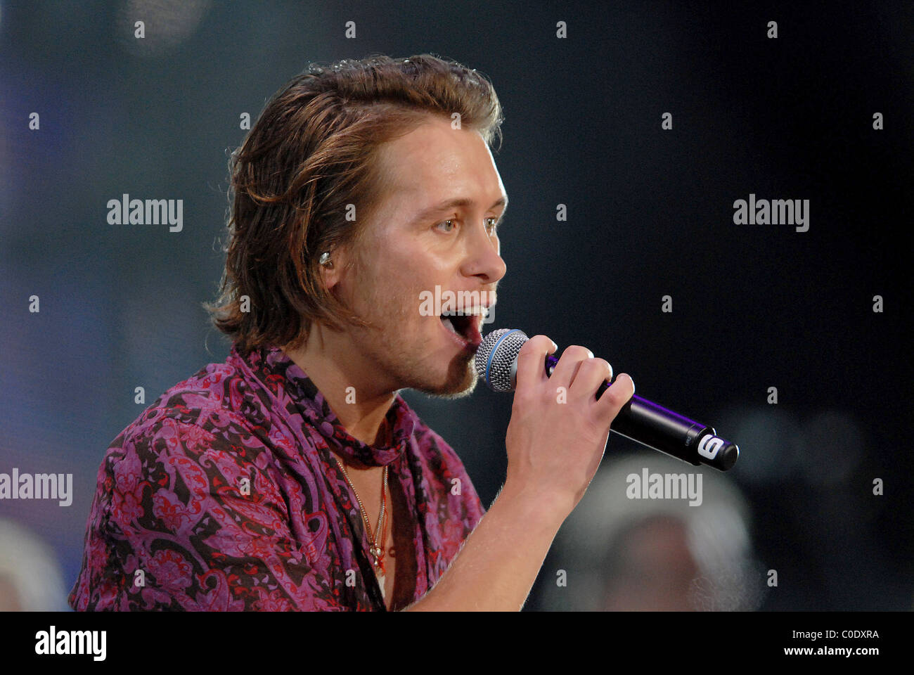 Wembley mark owen hi-res stock photography and images - Alamy