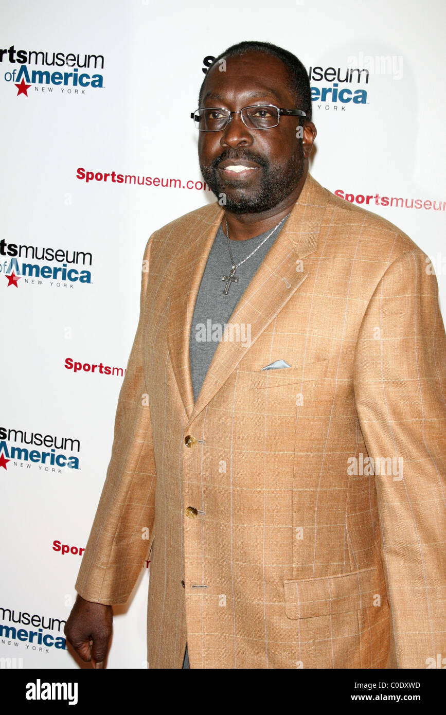Earl monroe hi-res stock photography and images - Alamy