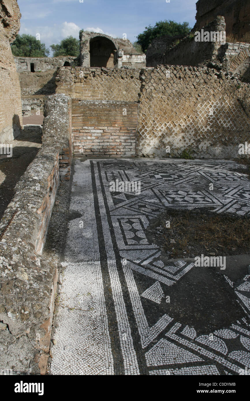 Hadrian's villa mosaic hi-res stock photography and images - Alamy