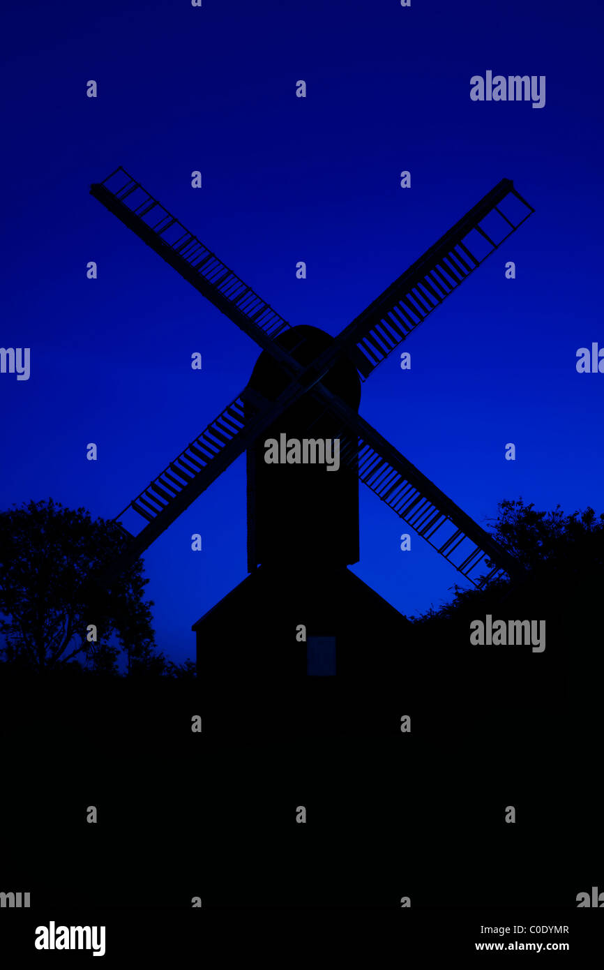 Windmill countryside hi-res stock photography and images - Alamy