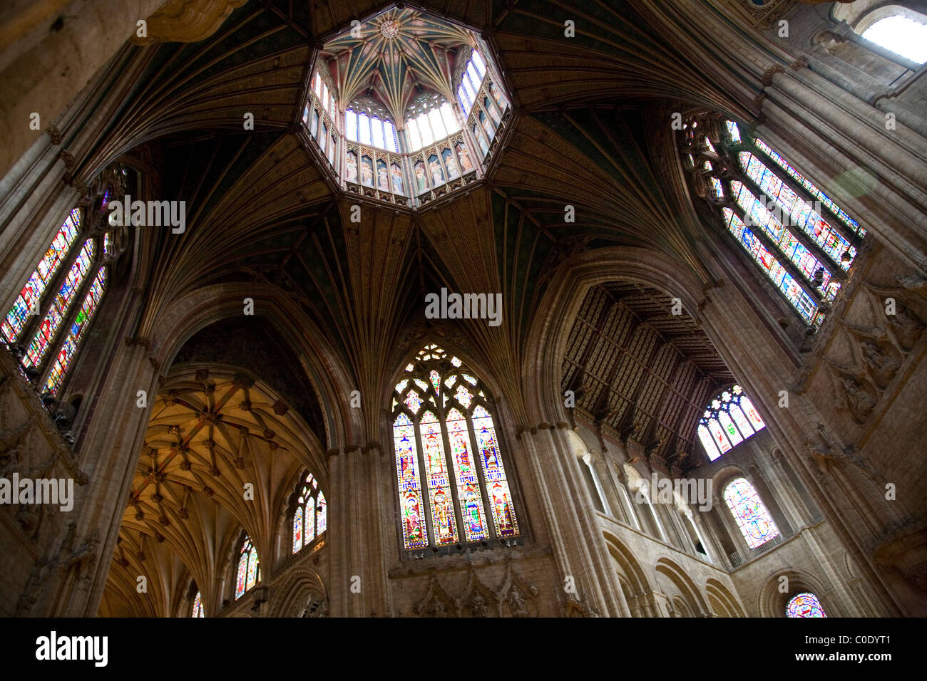 Interior of Ely Cathedral - 'Lantern Tower' in Ceiling Stock Photo - Alamy