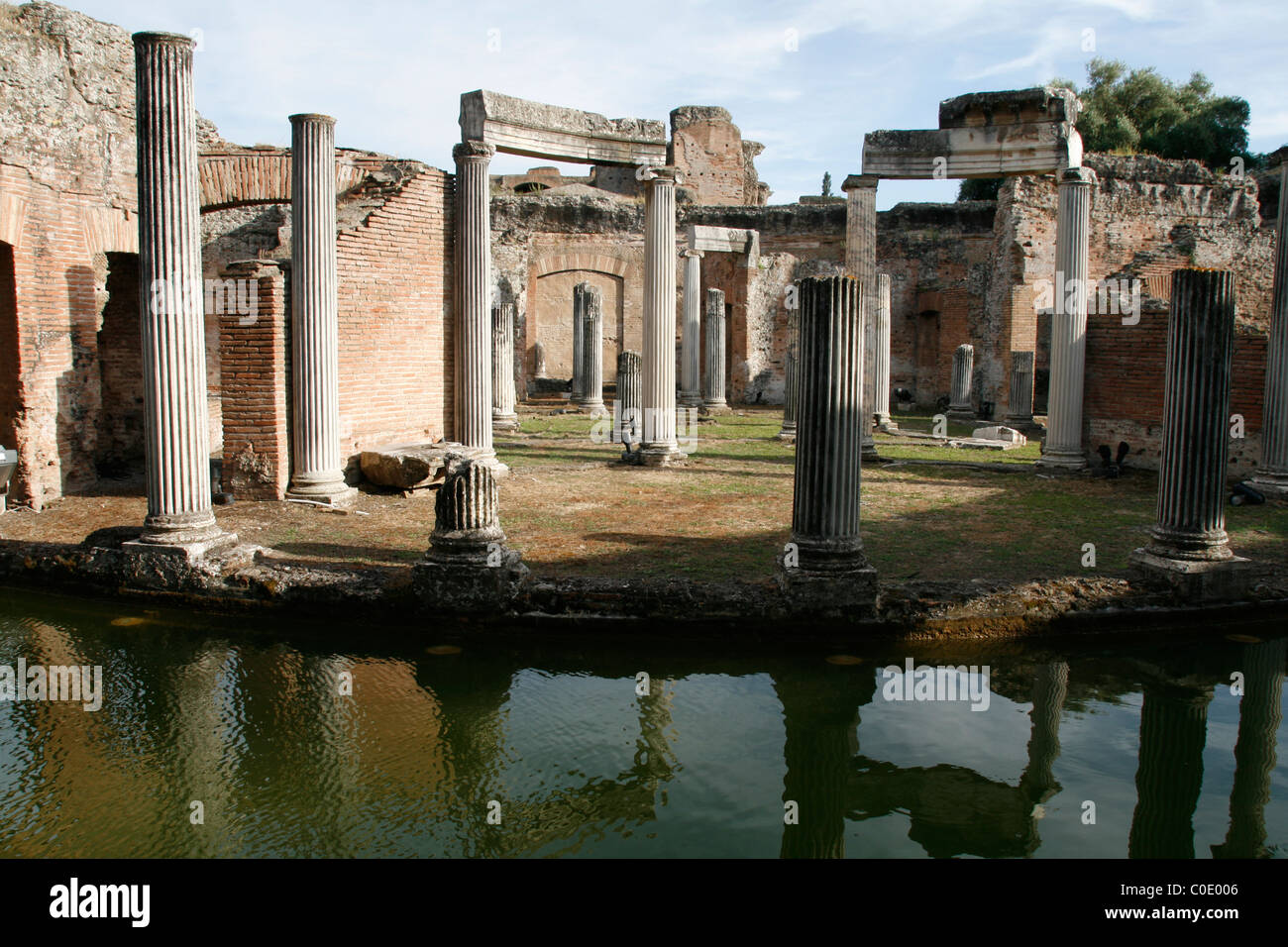 Ruins at Hadrian's Villa in Tivoli near Rome Stock Photo - Alamy