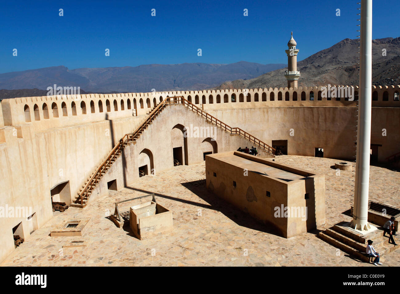 Nizwa fort hi-res stock photography and images - Alamy