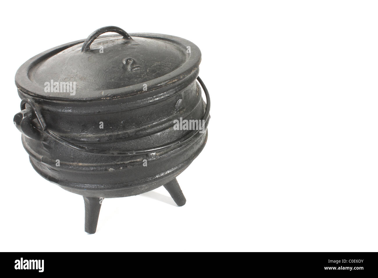 A cast iron cauldron in size 2, authentic Pagan Wicca cauldron for ...