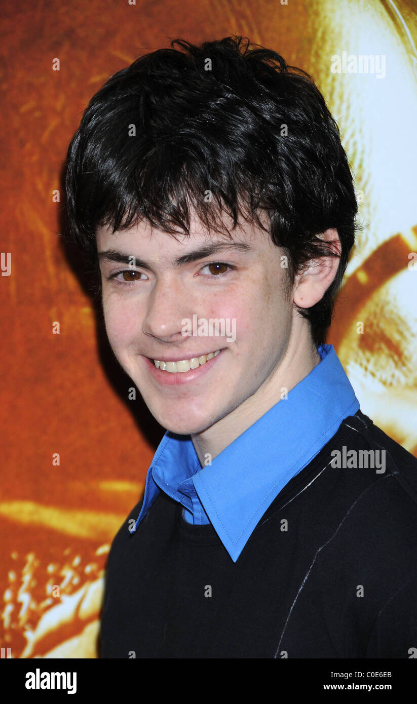 Skandar Keynes Narnia