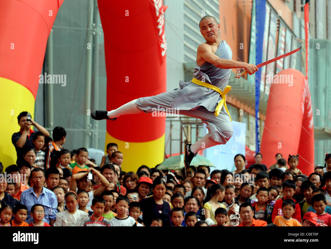 SHAOLIN MONKS PERFORM ARTS A group of monks wow watching crowds in China with a mesmerising ...