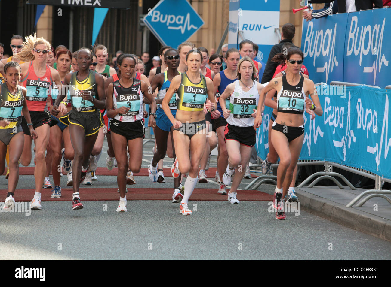 Jo Pavey BUPA 10K run Manchester, England - 18.05.08 : 247images Stock ...
