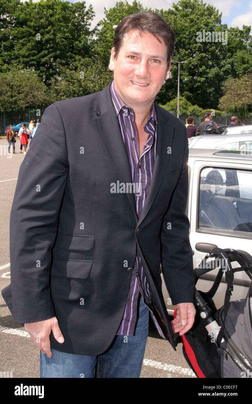 Tony hadley football hi-res stock photography and images - Alamy