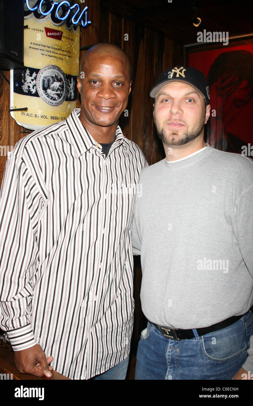 Daryl Strawberry and Jason Edelman hosts the Yankees vs. Mets Subway ...