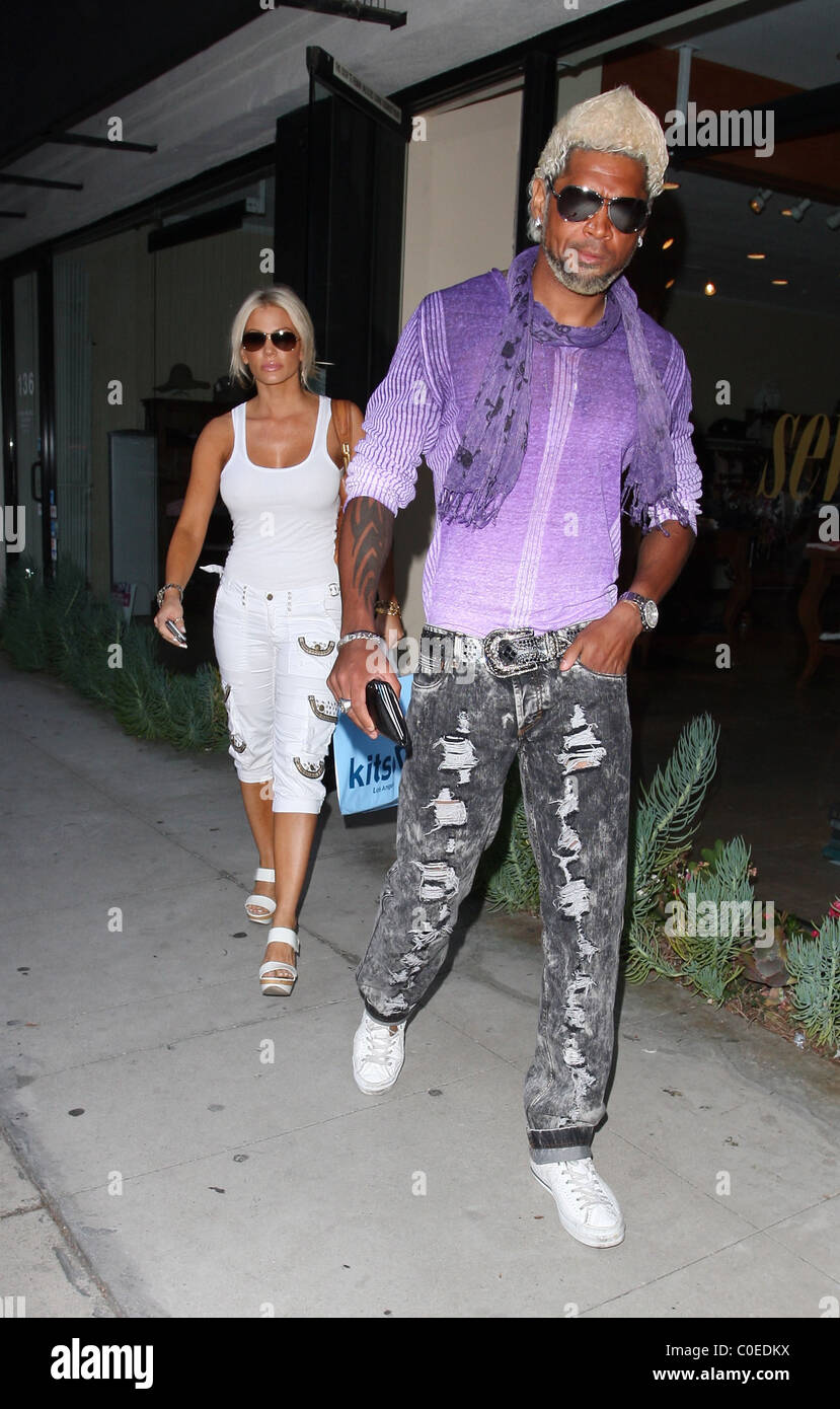 Abel Xavier and his partner shopping in the early evening on Robertson ...
