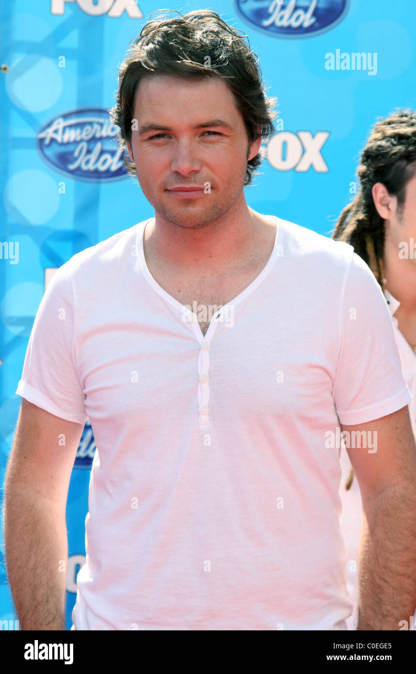 Michael Johns Arrivals at the 'American Idol 2008' finale. Los Angeles ...