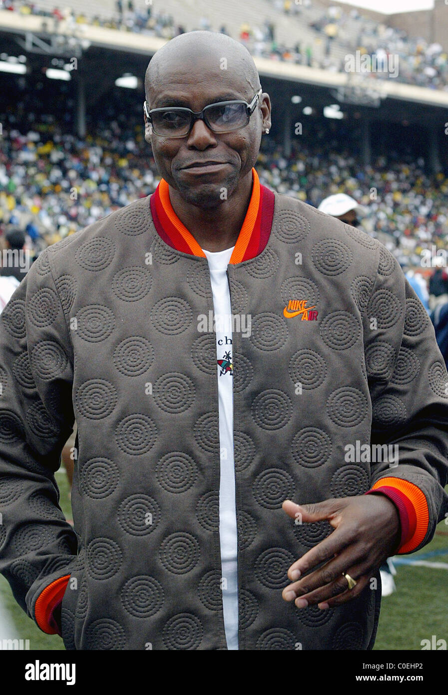 Carl lewis running hi-res stock photography and images - Alamy