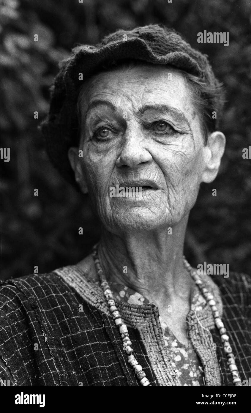 Julie Wenger's Instagram, Twitter & Facebook on IDCrawl