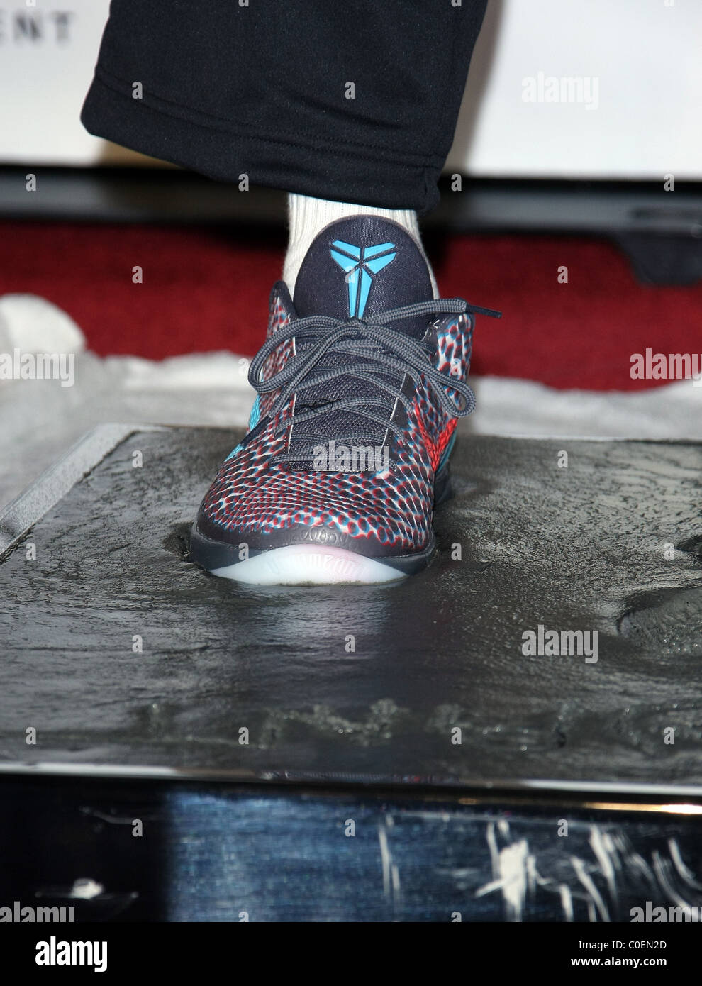 KOBE BRYANT KOBE BRYANT HAND AND FOOTPRINT CEREMONY HOLLYWOOD LOS ...