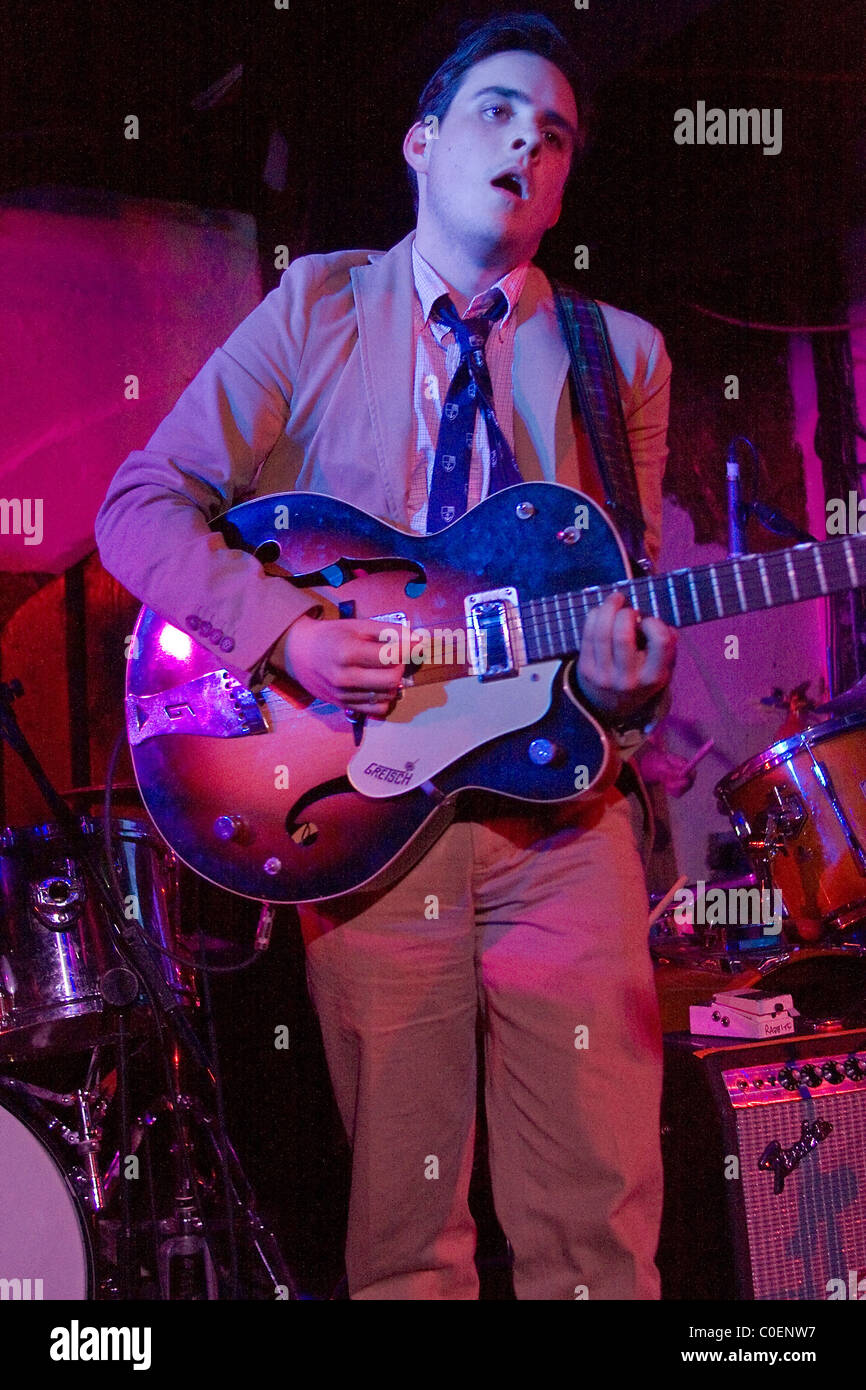 Gregory Roberts of White Rabbits performing at Borderline London ...