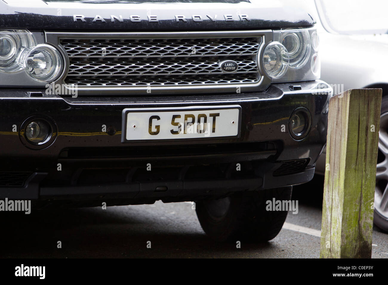 G SPOT personalized number plate on a Range Rover car Stock Photo - Alamy