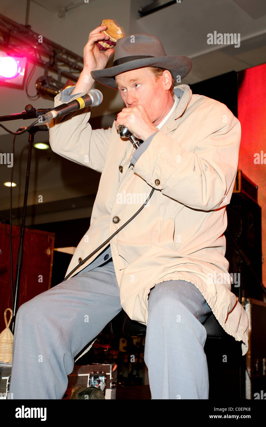 Son of Dave The MOJO honours list 2008 event at HMV London, England ...