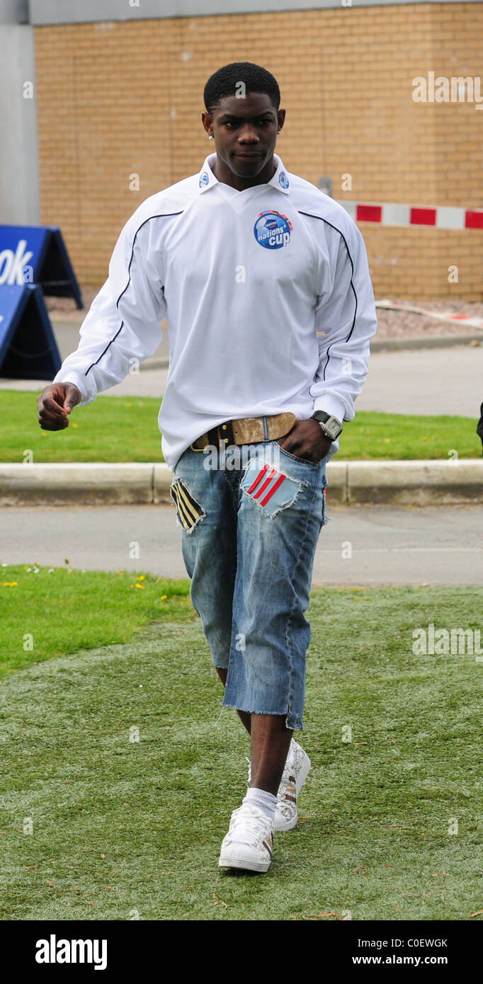 Manchester City and England defender Micah Richards announces the ...