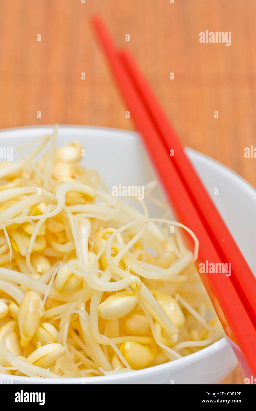 Bean sprout root hi-res stock photography and images - Alamy