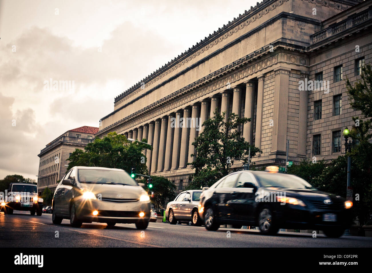 Cars on busy street Stock Photo - Alamy