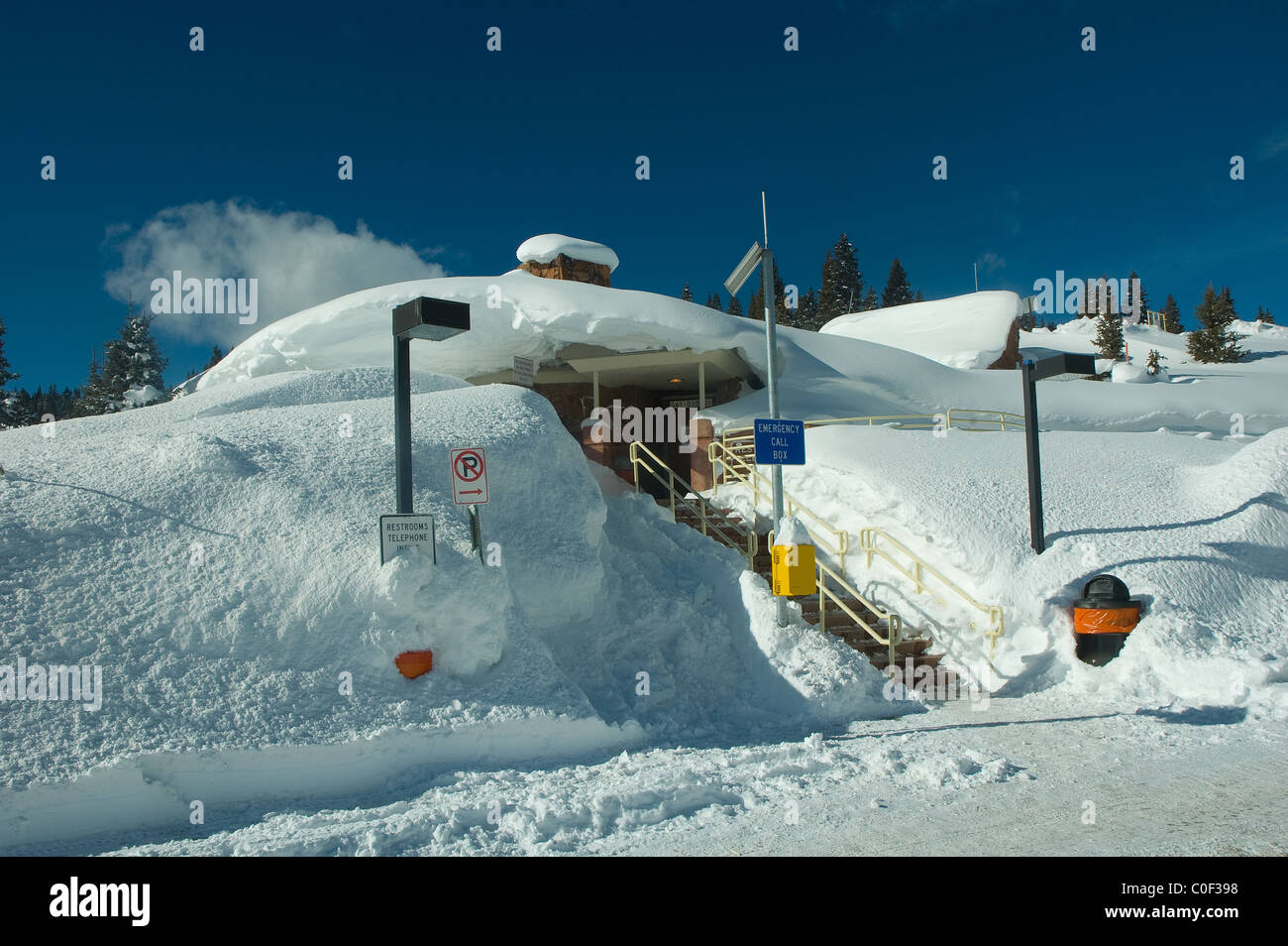 Highway rest stop buried in snow, I70 in Colorado, USA Stock Photo - Alamy