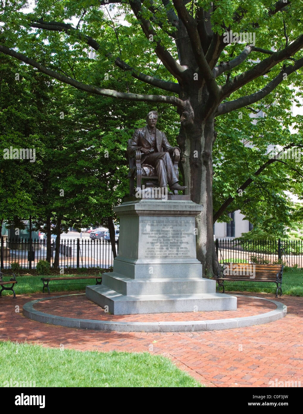 Hunter statue hi-res stock photography and images - Alamy